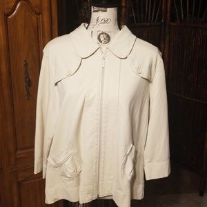 Leah's Closet (@leaharnold) | Poshmark